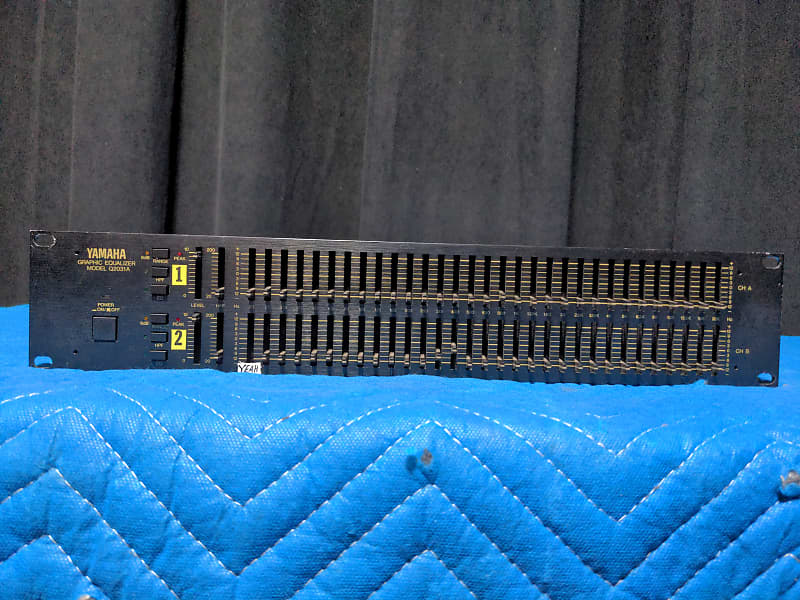 Yamaha Q2031A Graphic Equalizer | Reverb