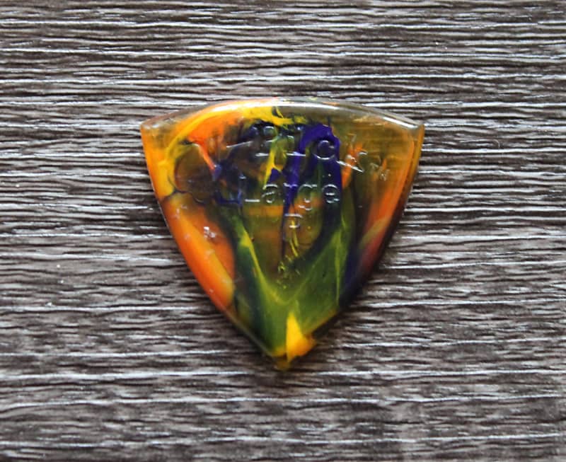 V-Picks Woodstock Large Pointed Custom Guitar Pick | Reverb Canada