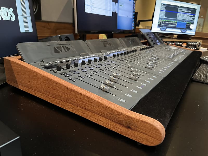 Mix Ends 4 bay stand for Avid S1's and Dock 2023 - Mahogany | Reverb
