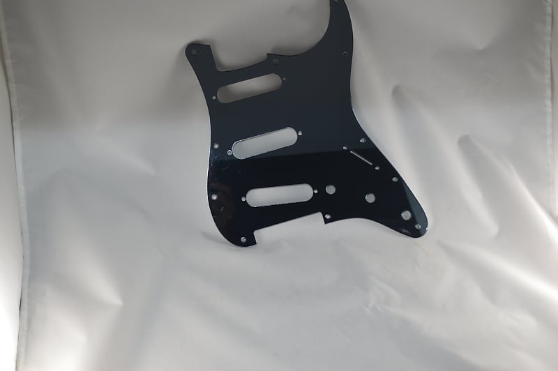 Monte's Guitar Custom Build Stratocaster Pickguard Grey | Reverb
