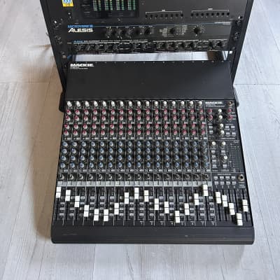 Allen & Heath Mix Wizard WZ16:2DX Professional Mixer WZ 16 2 Allen & Heath Mix Wizard WZ16:2DX Professional Mixer WZ 16 2