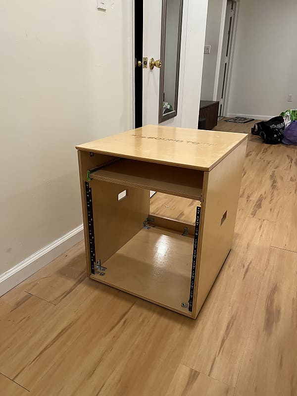 Soundtown SDRK-ST10 10U Studio Rackmount Stand w/ Slide-out | Reverb