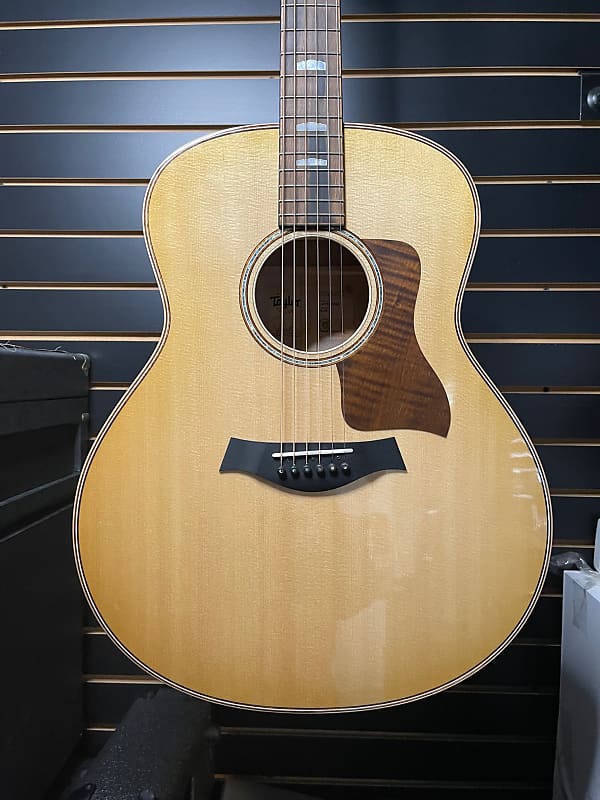 Taylor 618e with V-Class Bracing 2024 - Antique Blonde | Reverb