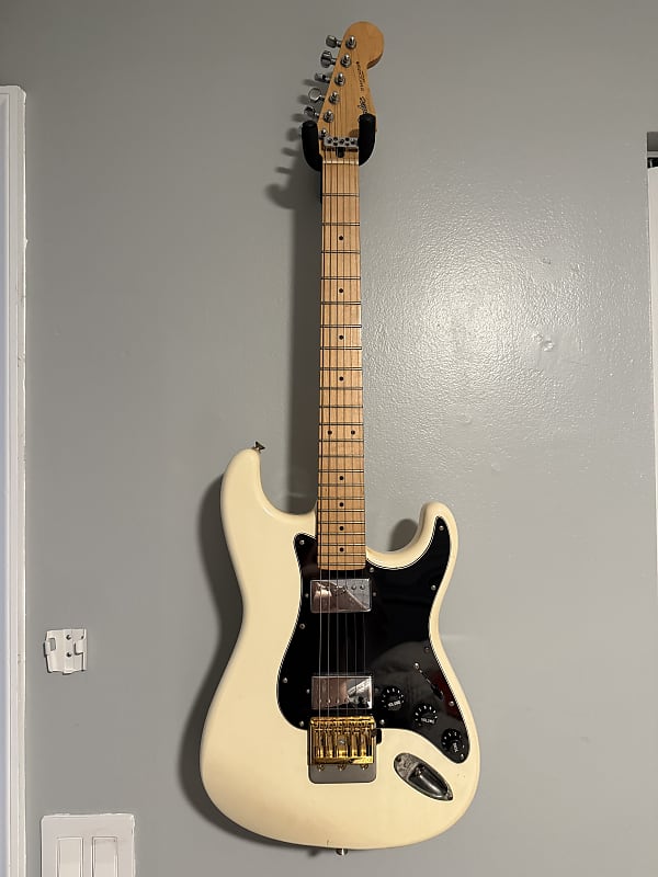 Fender Stratocaster 80s - Aged White | Reverb