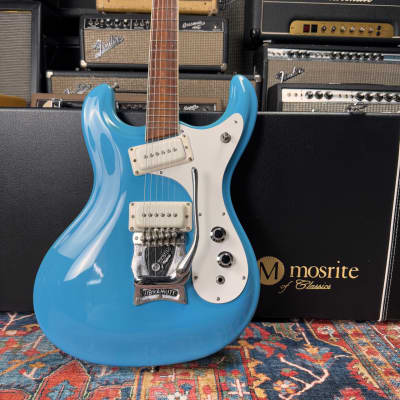 Mosrite The Ventures Avenger Built in Amplifier Black Made in | Reverb