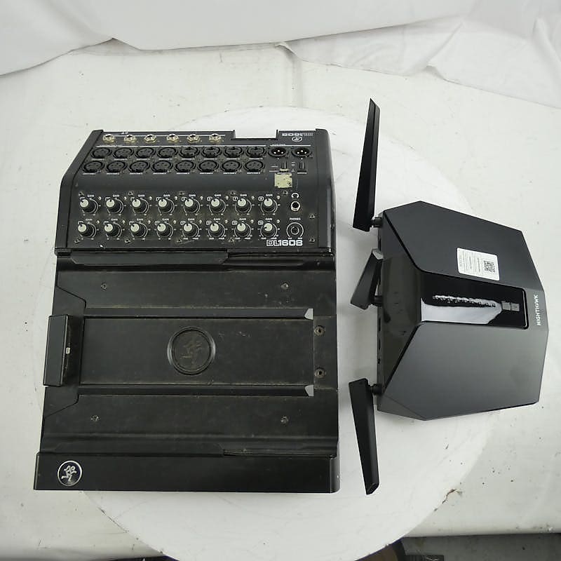 Used Mackie DL1608 WIRELESS MIXER W/ROUTER AND PWR Mixers | Reverb