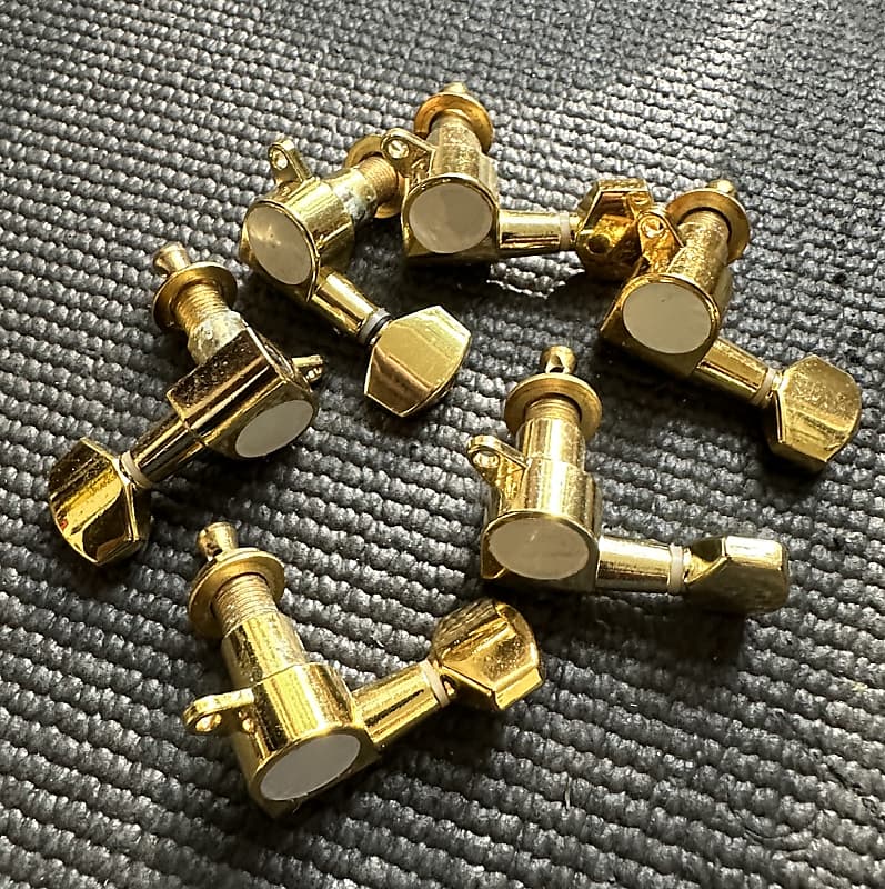 Unknown Unknown 2025 - Gold | Reverb