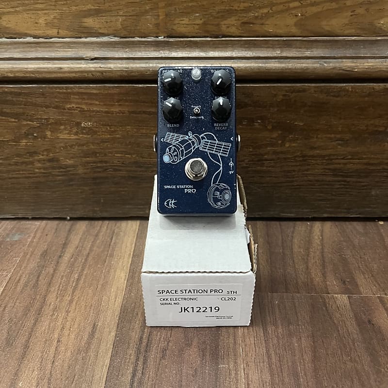Space Station Pro Reverb Pedal (Pre-owned) | Reverb