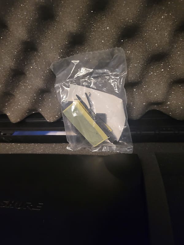 Shure T4N - Black | Reverb