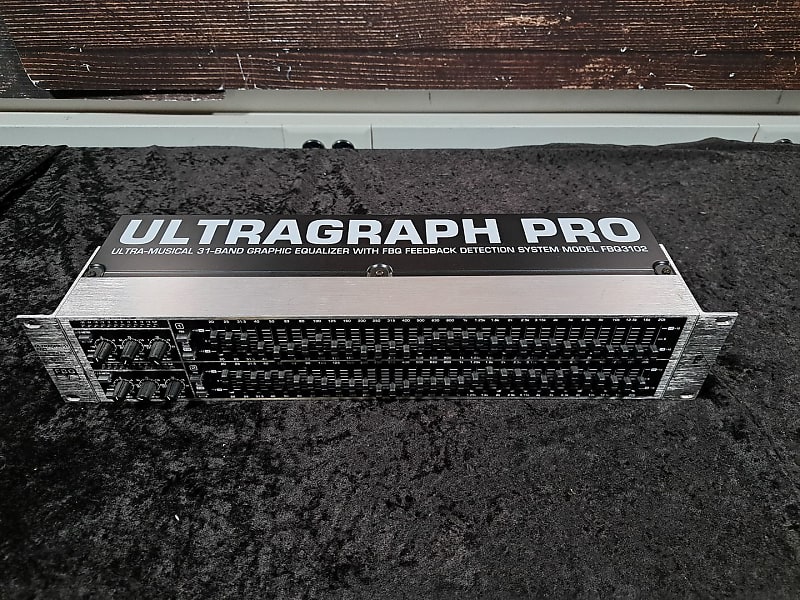 Behringer ULTRAGRAPH PRO FBQ-3102 EQ (Tampa, FL) | Reverb