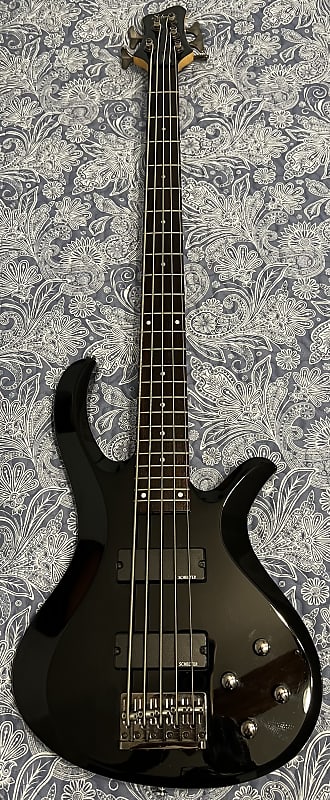 Schecter riot-5 dlx - Black with gig bag | Reverb