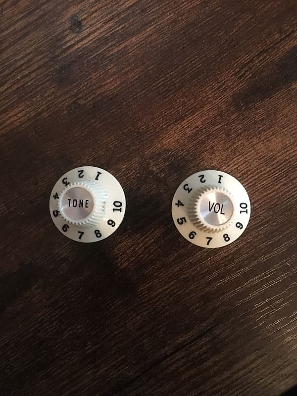 Fender 1965 Jazzmaster Witch Hat Knobs | Reverb