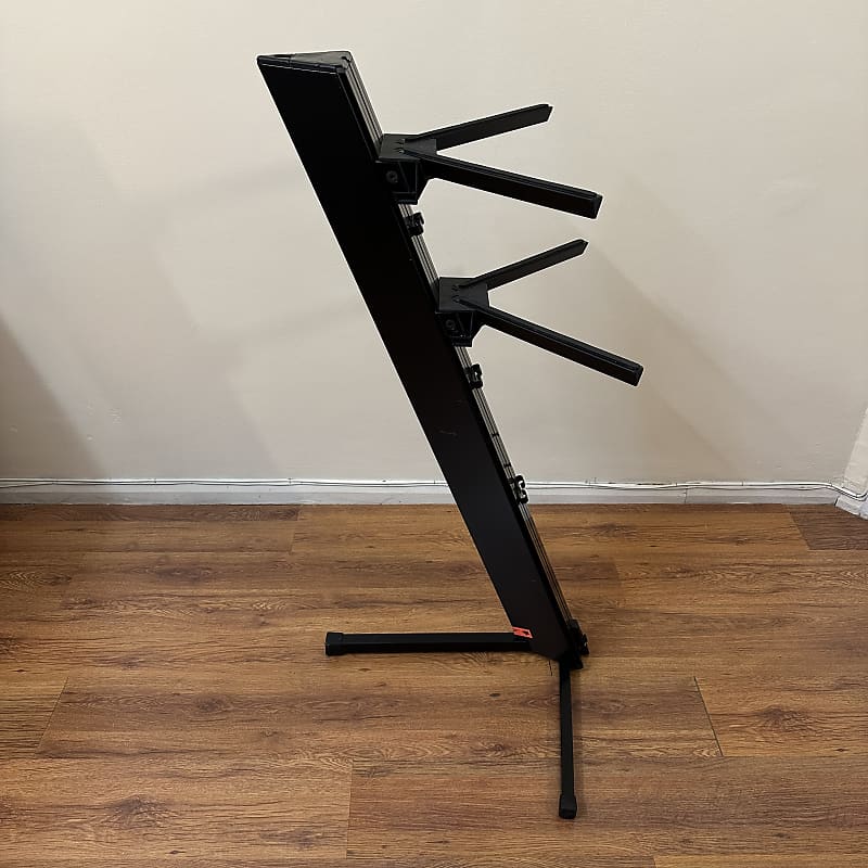 Ultimate Support AX-48B with original carry case | Reverb