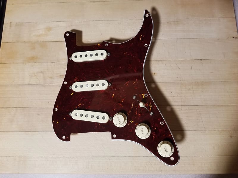 Loaded Pickguard Fender Stratocaster 2021 Tortoise Shell | Reverb