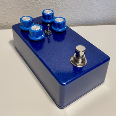 Carcosa Fuzz Clone - Blue Sparkle Metallic | Reverb
