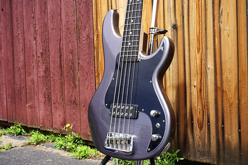 G&L USA Fullerton Deluxe Kiloton 5 Graphite Metallic 5-String | Reverb