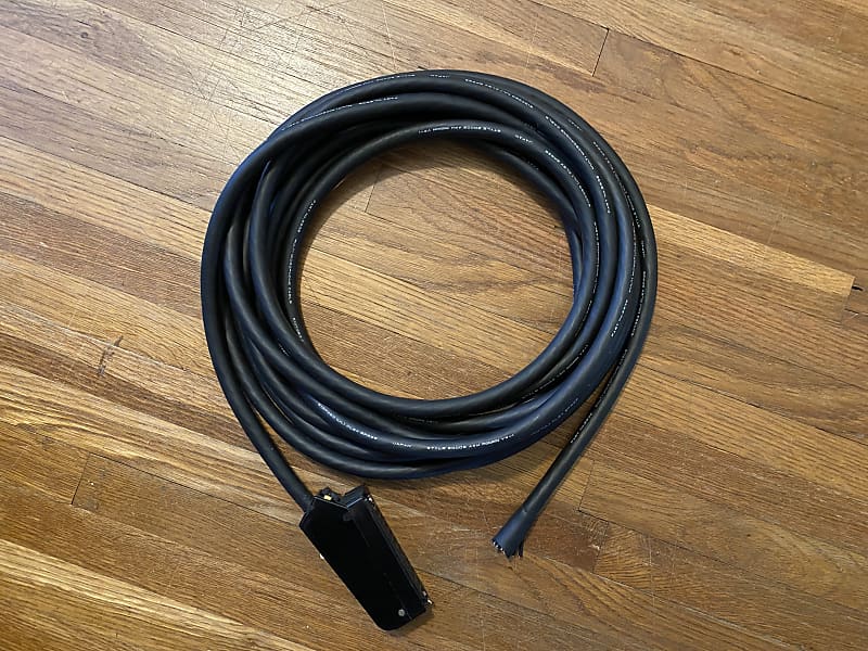 Mogami 2932 8 Channel 25+ Feet Audio Cable Snake to 30 Pin | Reverb