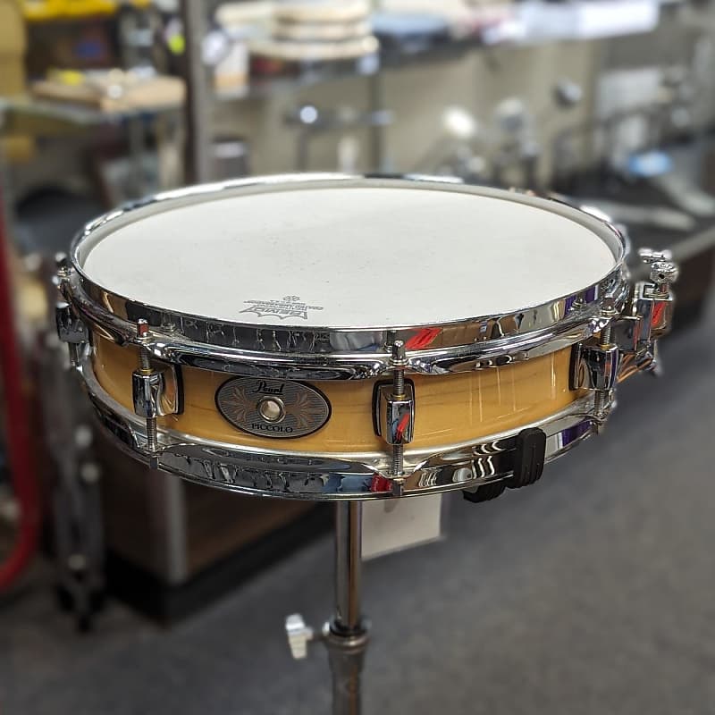 USED Pearl Maple Piccolo Snare Drum 3x13" | Reverb