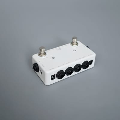 One Control Minimal Series White Loop 2010s - White | Reverb