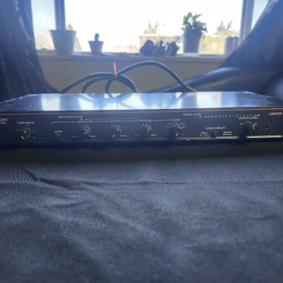 Vintage JBL / UREI 7110 Limiter Compressor | Reverb