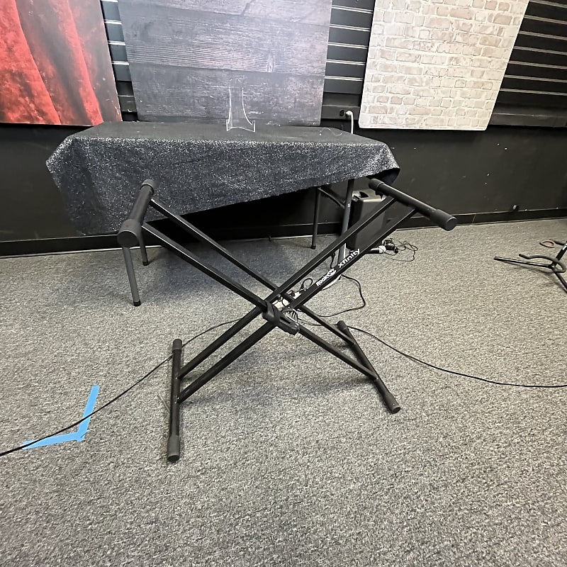 Onstage KS 90 ONSTAGE KEYBOARD STAND (Columbus, OH) | Reverb