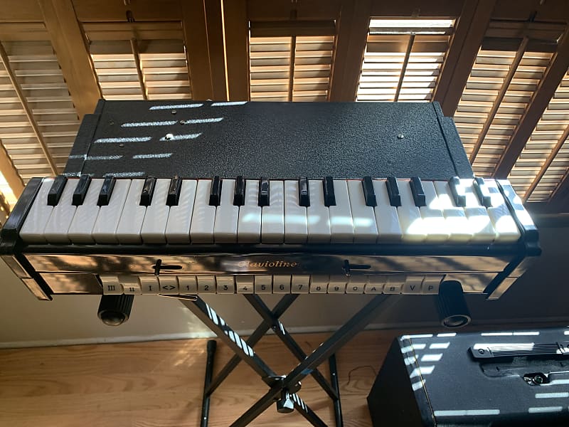 Gibson Clavioline Electronic Keyboard Tube Analog Synth | Reverb