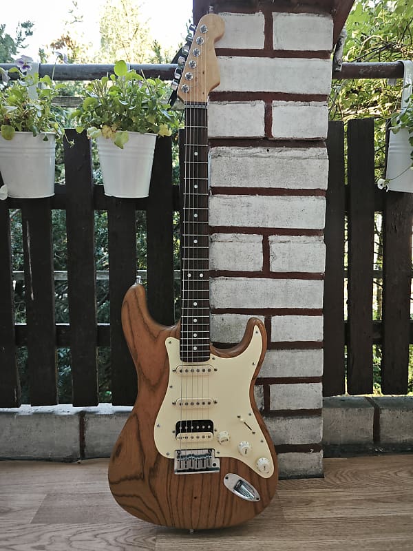 Warmoth Stratocaster (info update) + case | Reverb UK