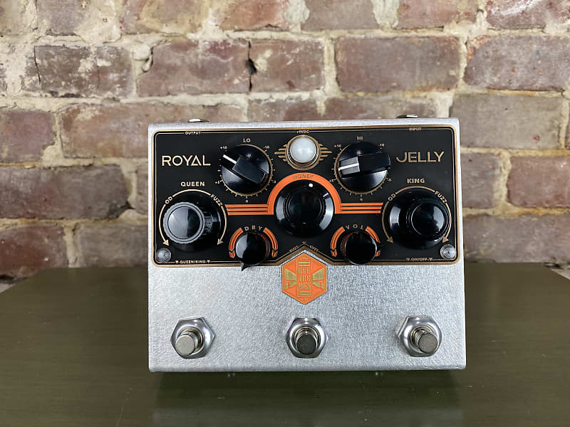 Beetronics Royal Jelly Overdrive/Fuzz *Authorized Dealer* | Reverb