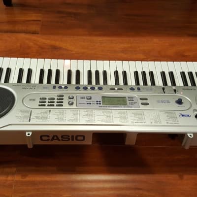 Casio Electric Keyboard with Lighted Keys LK-46 61 Key | Reverb