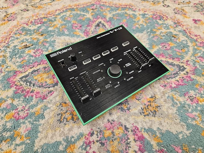 Roland VT-3 Vocal Effects Processor (Cleveland, OH) | Reverb