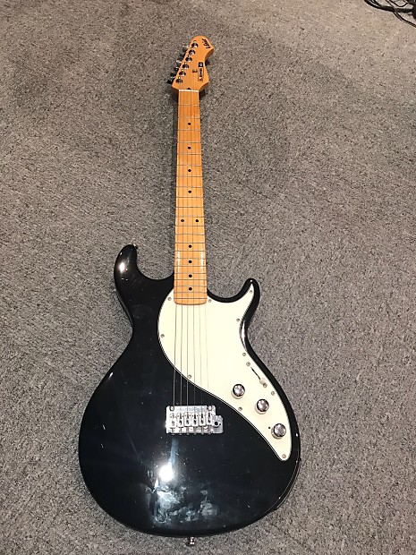 Line 6 Variax 300 - Black | Reverb