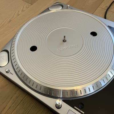 Numark X2 Hybrid Direct-Drive Turntable and MP3 CD Player | Reverb