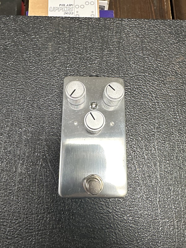 Extraterrestrial Products Heavy Electronics Red Eye Clone | Reverb