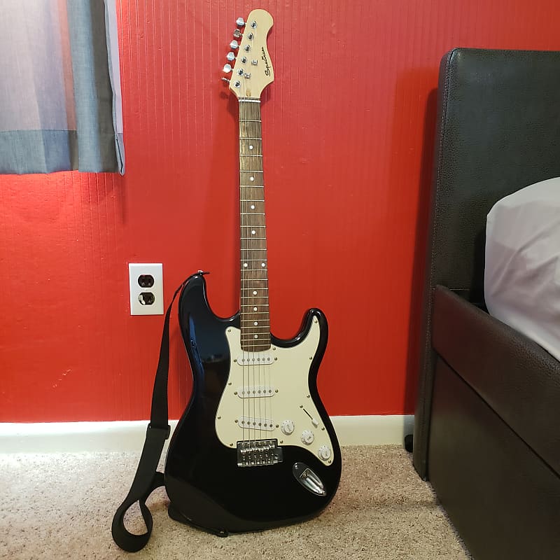 Spectrum Strat Style Black | Reverb