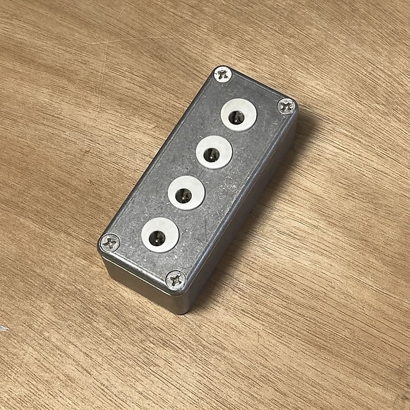 Uhlectronic Passive DC Power Splitter Brick | Reverb