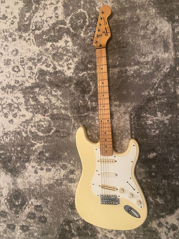 "Squier Series" Standard Stratocaster 1992 - 1996 | Reverb