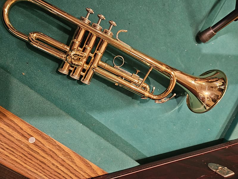 Holton T602 U.S.A. Trumpet With Case | Reverb