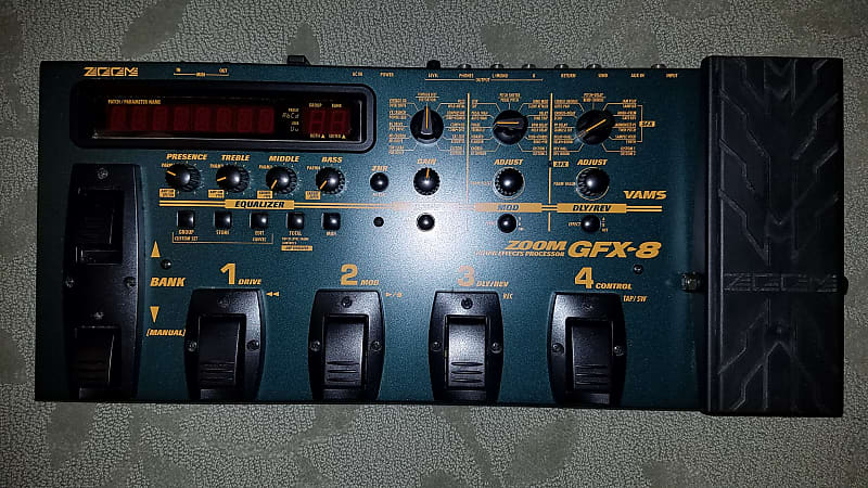Zoom GFX-8 Guitar Effects Processor | Reverb
