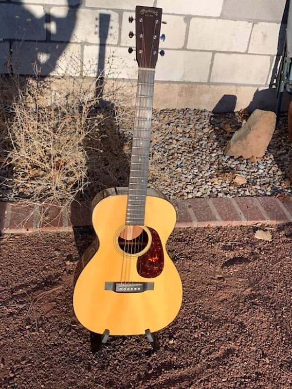 Martin 0 parlor 2020 - Natural | Reverb