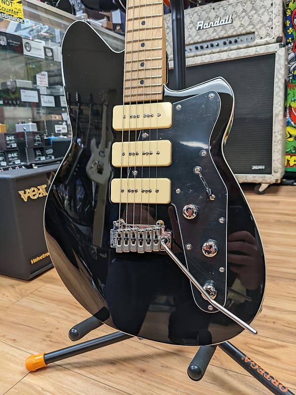 Reverend Jetstream 390 RM 2022 Midnight Black | Reverb