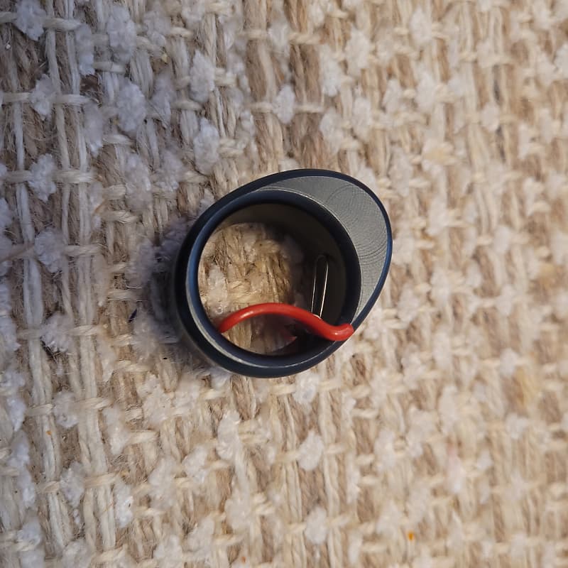 Black Mountain Slide Ring - Regular fit | Reverb