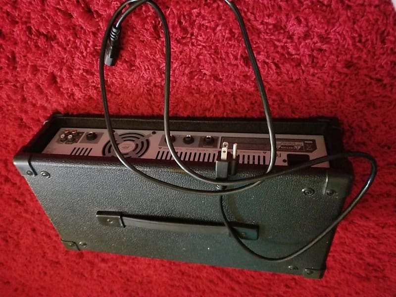 Peavey 4-Channel Powered Mixer | Reverb