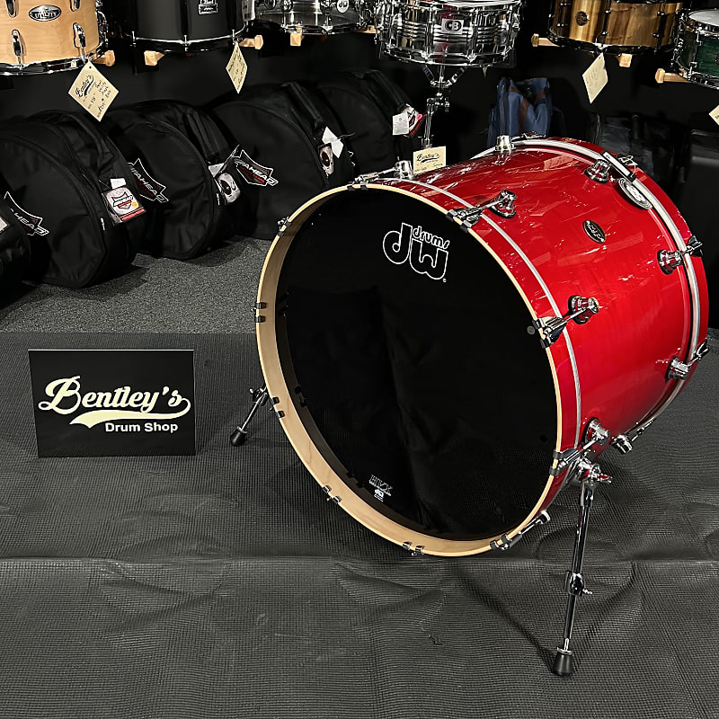 DW Performance Series 18x24" Kick Drum in Candy Apple Red | Reverb