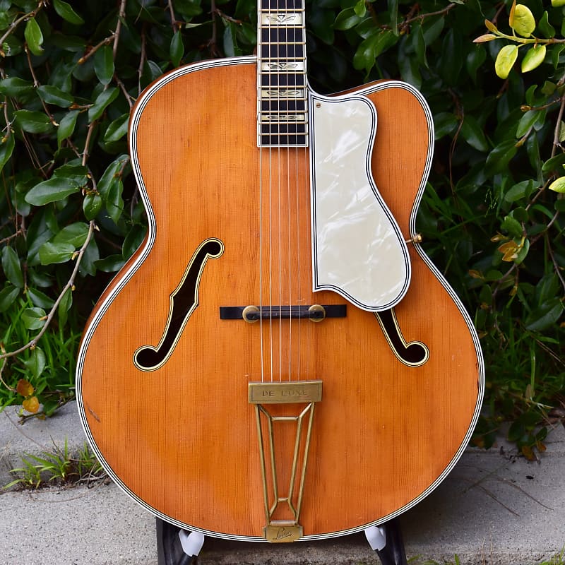 Levin Deluxe Cutaway 1952 Acoustic Archtop Vintage Guitar | Reverb
