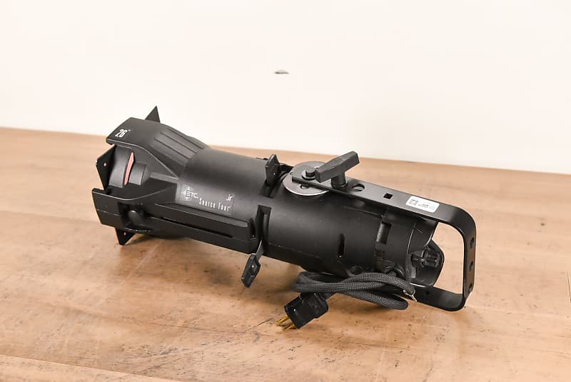 ETC Source Four Jr 26 Degree 575 Ellipsoidal Light CG00W0Q | Reverb