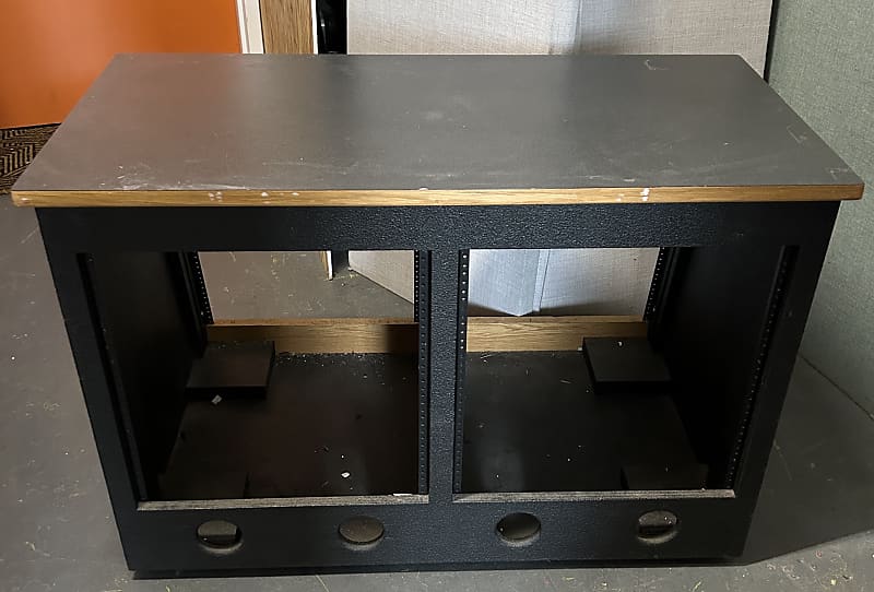 Outboard gear rack - Cabinet on wheels | Reverb