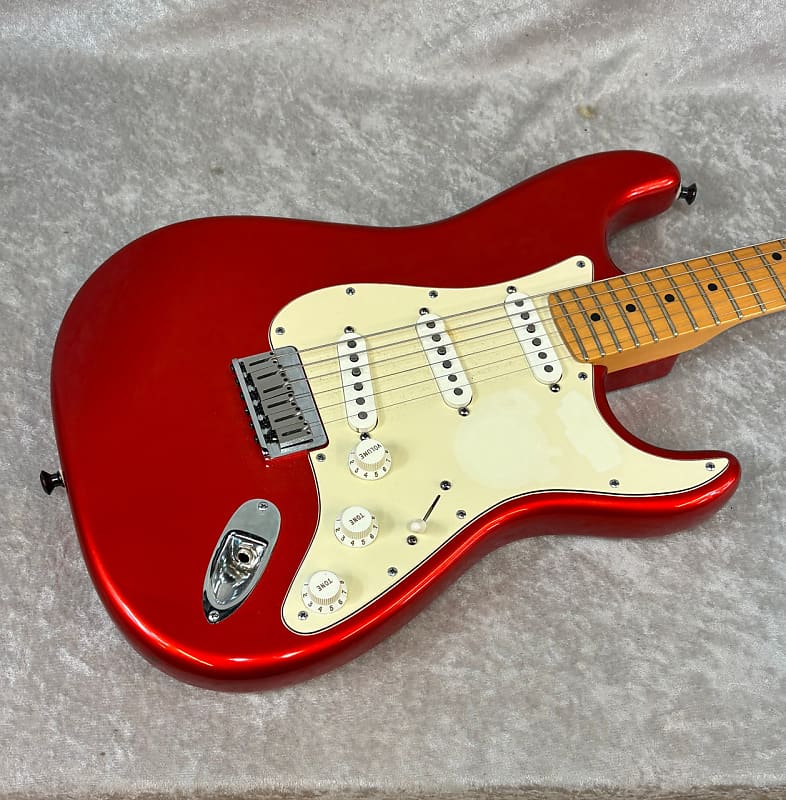 USA 2002 Fender Stratocaster Strat electric guitar in Chrome | Reverb