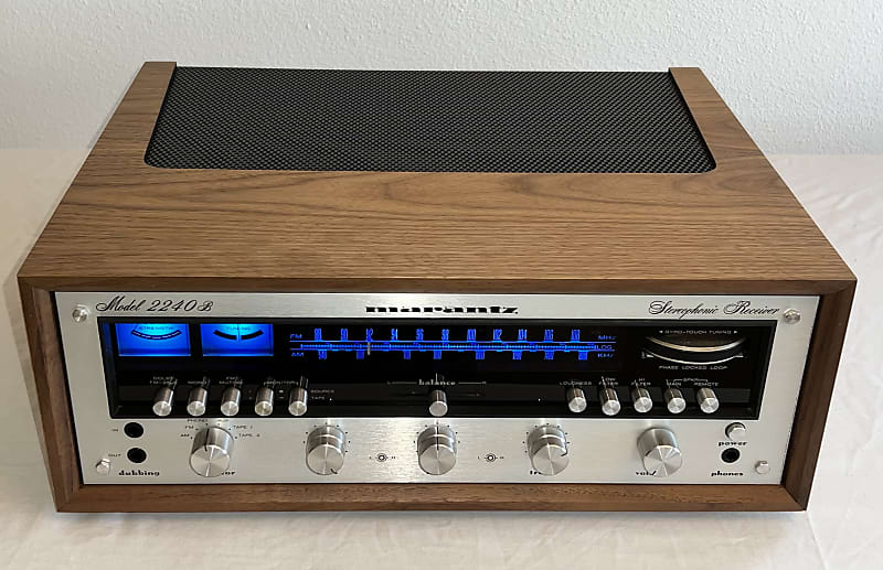 Marantz Model 2240B 40-Watt Stereo Solid-State Receiver | Reverb