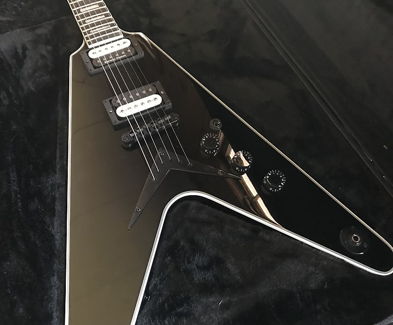 Dean V Select, Black WITH CASE 2019 | Reverb