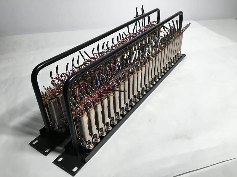 26 position, 1/4" long frame patch bays | Reverb